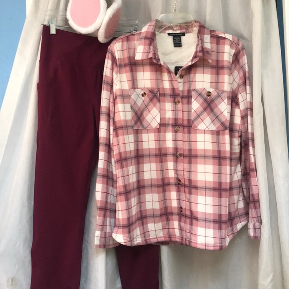 Robert Louis | Tops | Robert Louis Soft Plaid Top | Poshmark